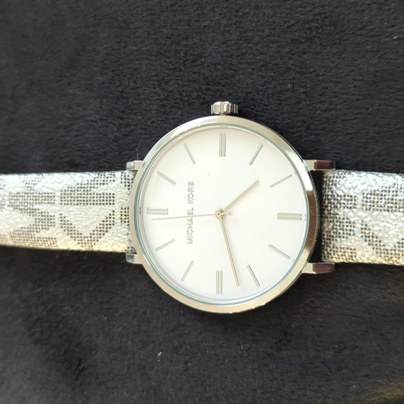 Michael Kors | Accessories | Womens Watch Michael Kors Silver | Poshmark